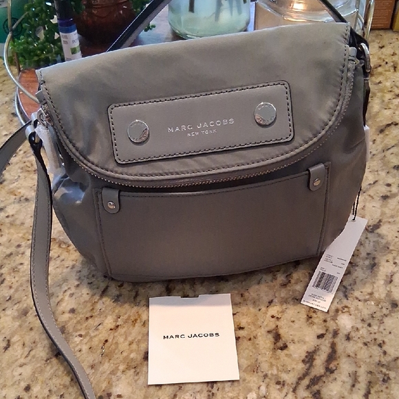 Marc Jacobs | Bags | Marc Jacobs Gray Crossbody Bag With Adjustable ...